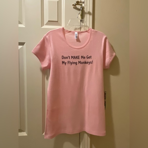 Shirts & Tops | Nwot Ladies Pink And Black Flying Monkeys Ss Top | Poshmark